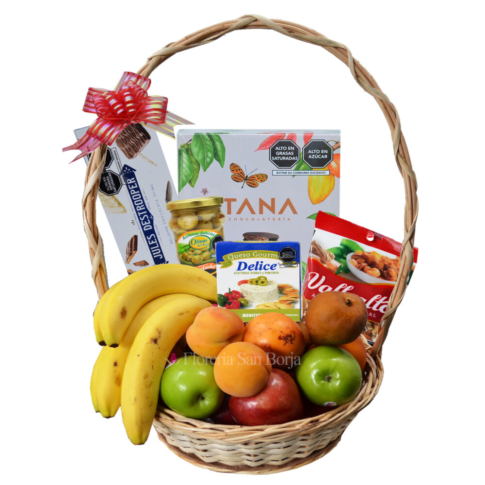 Canasta Fresh Fruits and Snacks | Floreria San Borja